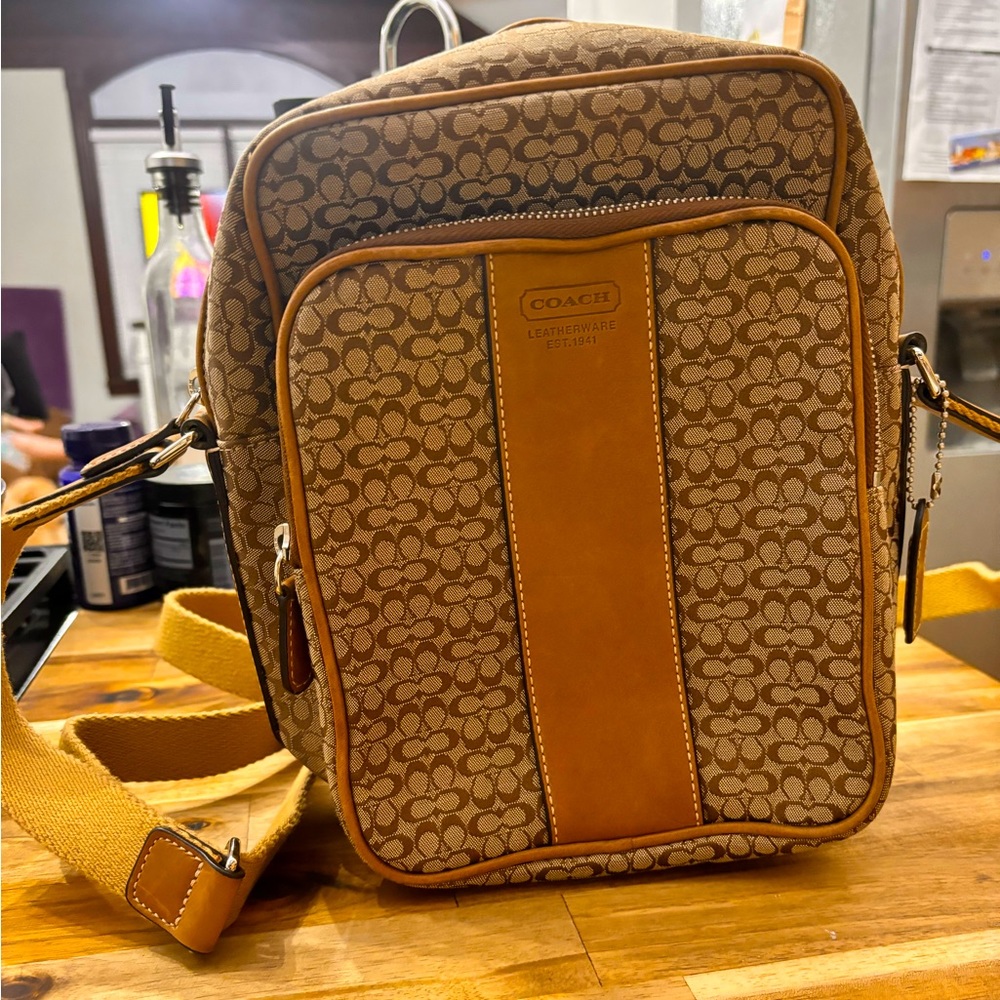 Coach Signature Mini C Camera Bag - Gem